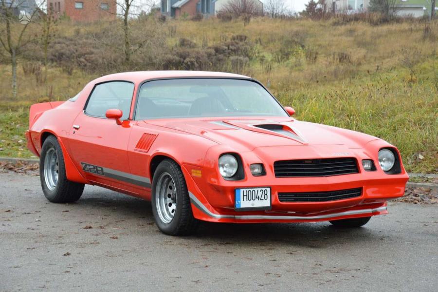 Red Chevrolet Camaro 1979 in Vilnius, with an engine capacity of 4.07 L and mileage of 2 thousand km for 22000 €, photo 1 on AUTOMOTO.COM.LV