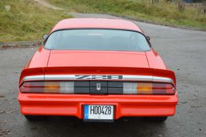 Red Chevrolet Camaro 1979 in Vilnius, with an engine capacity of 4.07 L and mileage of 2 thousand km for 22000 €, photo 6 on AUTOMOTO.COM.LV