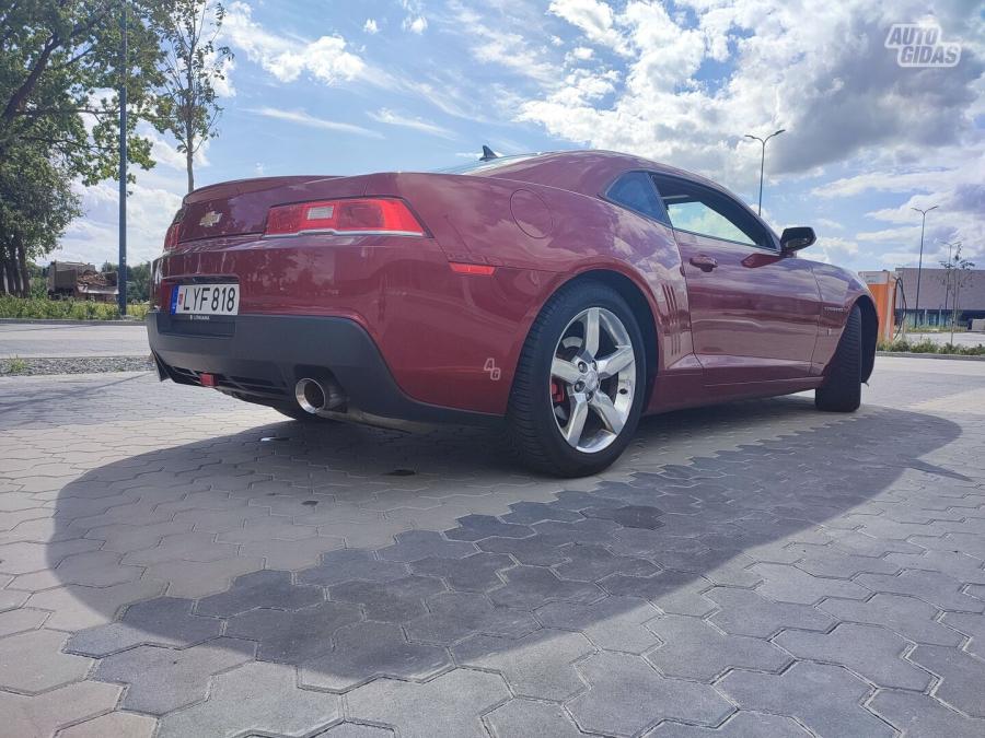Sarkans Chevrolet Camaro 2015 Panevēža, ar dzinēja tilpumu 3.60 L un nobraukumu 210 tūkst. km par 11000 €, foto 7 vietnē AUTOMOTO.COM.LV