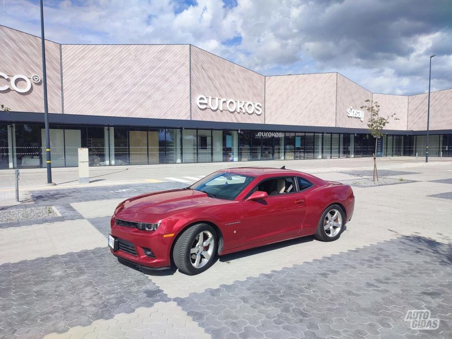 Sarkans Chevrolet Camaro 2015 Panevēža, ar dzinēja tilpumu 3.60 L un nobraukumu 210 tūkst. km par 11000 €, foto 11 vietnē AUTOMOTO.COM.LV