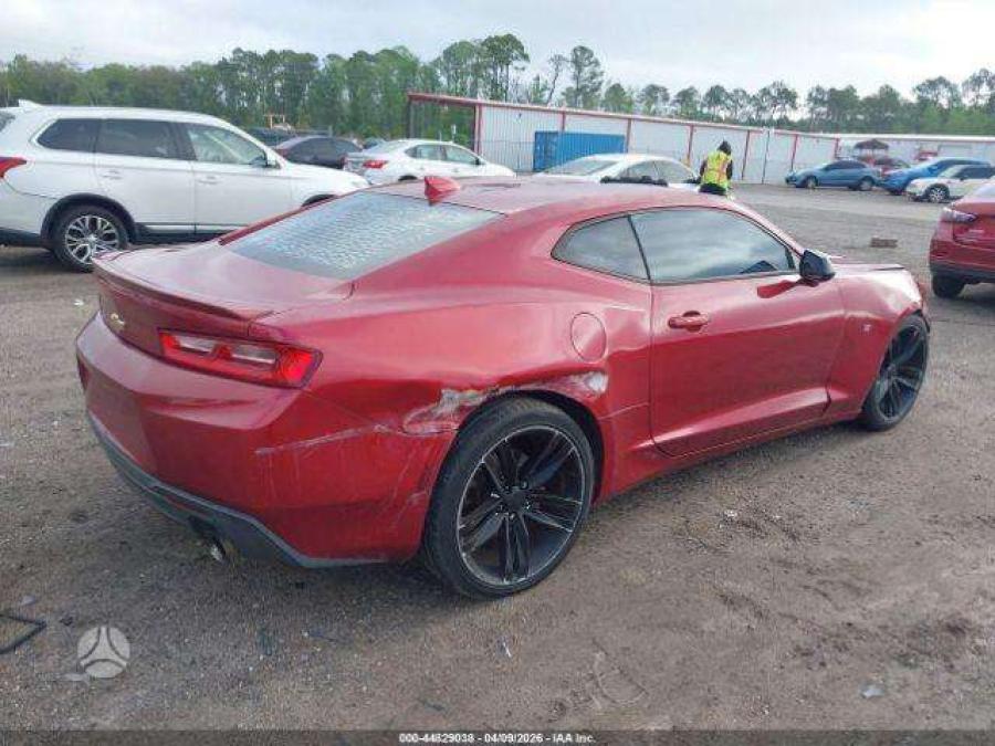 Sarkans Chevrolet Camaro 2016 Klaipėda, ar dzinēja tilpumu 3.60 L un nobraukumu 218 tūkst. km par 7500 €, foto 14 vietnē AUTOMOTO.COM.LV