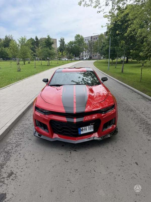 Red Chevrolet Camaro 2021 in Telschi, with an engine capacity of 3.64 L and mileage of 40 thousand km for 26000 €, photo 3 on AUTOMOTO.COM.LV