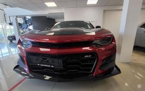Sarkans Chevrolet Camaro 2023 Šauļi, ar dzinēja tilpumu 3.60 L un nobraukumu 40 tūkst. km par 26999 €, foto 5 vietnē AUTOMOTO.COM.LV