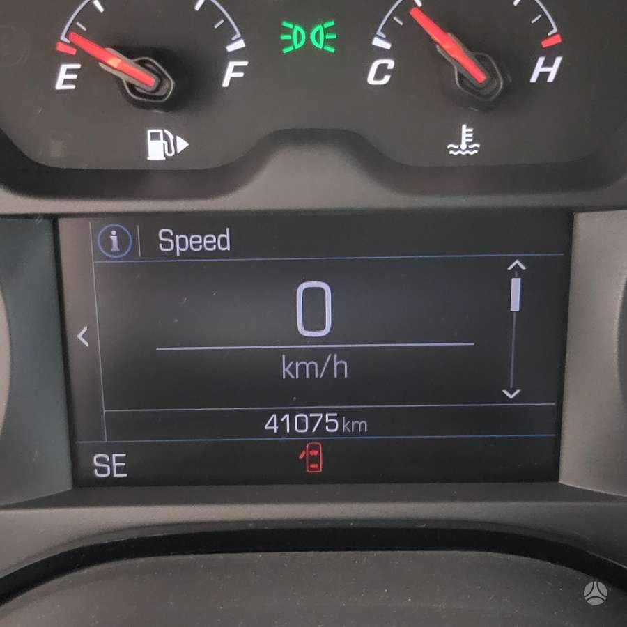 Sarkans Chevrolet Camaro 2023 Šauļi, ar dzinēja tilpumu 3.60 L un nobraukumu 40 tūkst. km par 26999 €, foto 13 vietnē AUTOMOTO.COM.LV