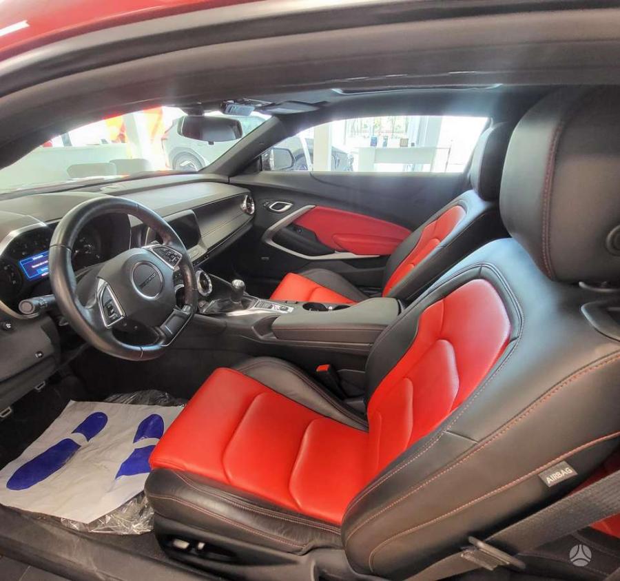Sarkans Chevrolet Camaro 2023 Šauļi, ar dzinēja tilpumu 3.60 L un nobraukumu 40 tūkst. km par 26999 €, foto 15 vietnē AUTOMOTO.COM.LV