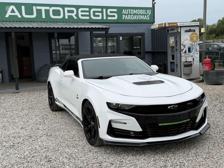 Balts Chevrolet Camaro 2022 Kretinga, ar dzinēja tilpumu 6.20 L un nobraukumu 73 tūkst. km par 30999 €, foto 1 vietnē AUTOMOTO.COM.LV