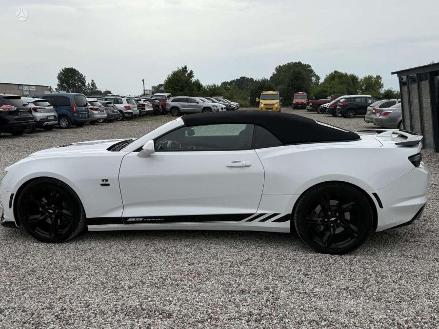 Balts Chevrolet Camaro 2022 Kretinga, ar dzinēja tilpumu 6.20 L un nobraukumu 73 tūkst. km par 30999 €, foto 6 vietnē AUTOMOTO.COM.LV