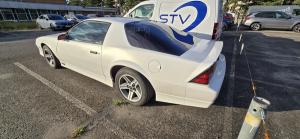 White Chevrolet Camaro 1987 in Tallinn, with an engine capacity of 5.00 L and mileage of 103 thousand km for 14000 €, photo 4 on AUTOMOTO.COM.LV