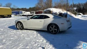 White Chevrolet Camaro 2012 in Tukums, with an engine capacity of 3.60 L and mileage of 230 thousand km for 13000 €, photo  on AUTOMOTO.COM.LV