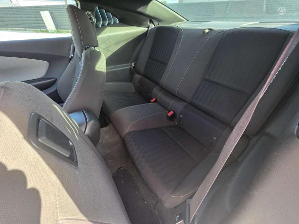 Balts Chevrolet Camaro 2014 Klaipėda, ar dzinēja tilpumu 3.60 L un nobraukumu 159 tūkst. km par 9000 €, foto 9 vietnē AUTOMOTO.COM.LV