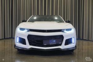 Balts Chevrolet Camaro 2021 Marijampole, ar dzinēja tilpumu 3.60 L un nobraukumu 17 tūkst. km par 27950 €, foto 3 vietnē AUTOMOTO.COM.LV