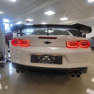 Balts Chevrolet Camaro 2022 Šauļi, ar dzinēja tilpumu 2.00 L un nobraukumu 6 tūkst. km par 27700 €, foto 7 vietnē AUTOMOTO.COM.LV