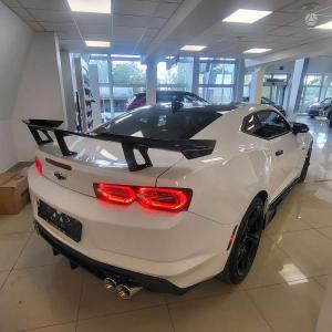 Balts Chevrolet Camaro 2022 Šauļi, ar dzinēja tilpumu 2.00 L un nobraukumu 6 tūkst. km par 27700 €, foto 8 vietnē AUTOMOTO.COM.LV