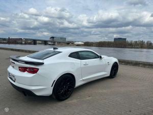 Balts Chevrolet Camaro 2019 Kauņa, ar dzinēja tilpumu 2.00 L un nobraukumu 105 tūkst. km par 15900 €, foto 5 vietnē AUTOMOTO.COM.LV