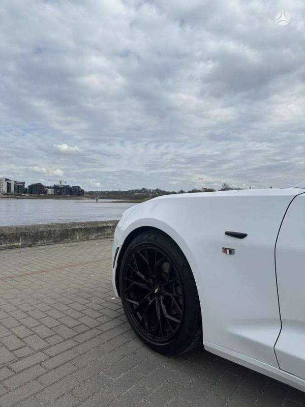 Balts Chevrolet Camaro 2019 Kauņa, ar dzinēja tilpumu 2.00 L un nobraukumu 105 tūkst. km par 15900 €, foto 6 vietnē AUTOMOTO.COM.LV
