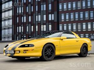 Dzeltens Chevrolet Camaro 1995 Rīga, ar dzinēja tilpumu 5.70 L un nobraukumu 226 tūkst. km par 9600 €, foto 4 vietnē AUTOMOTO.COM.LV