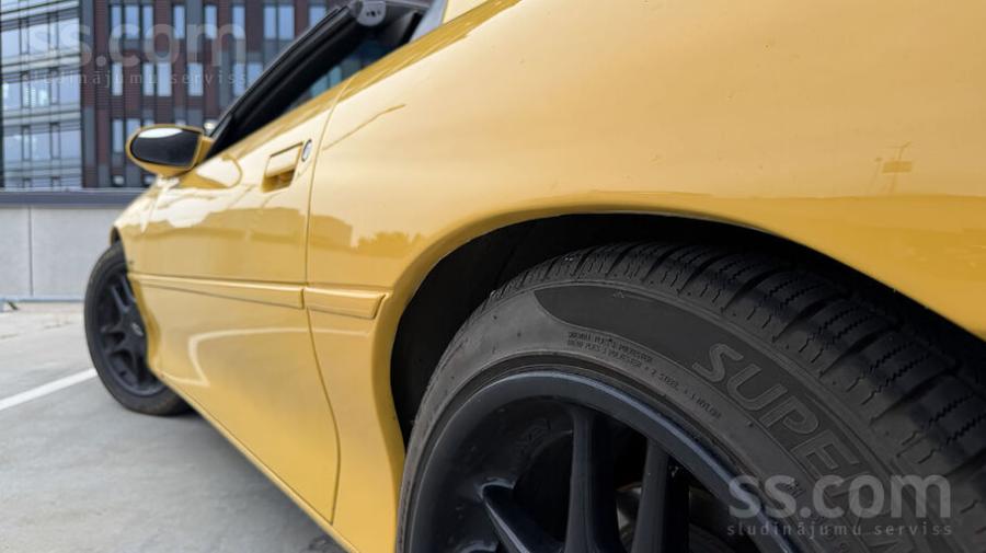 Dzeltens Chevrolet Camaro 1995 Rīga, ar dzinēja tilpumu 5.70 L un nobraukumu 226 tūkst. km par 9600 €, foto 6 vietnē AUTOMOTO.COM.LV