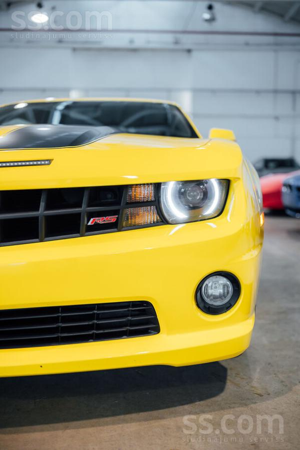 Dzeltens Chevrolet Camaro 2010 Rīga, ar dzinēja tilpumu 3.60 L un nobraukumu 100 tūkst. km par 12500 €, foto 2 vietnē AUTOMOTO.COM.LV