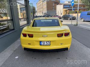 Желтый Шевроле Камаро 2012 в Рига, объемом двигателя 3.60 л и пробегом 94 тыс. км за 12750 €, фото 7 на AUTOMOTO.COM.LV