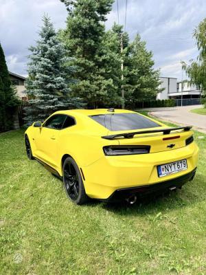 Dzeltens Chevrolet Camaro 2017 Viļņa, ar dzinēja tilpumu 2.00 L un nobraukumu 80 tūkst. km par 17999 €, foto 9 vietnē AUTOMOTO.COM.LV