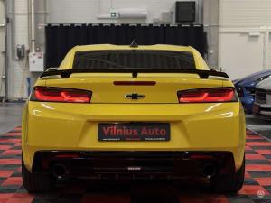 Dzeltens Chevrolet Camaro 2017 Viļņa, ar dzinēja tilpumu 2.00 L un nobraukumu 81 tūkst. km par 17990 €, foto 6 vietnē AUTOMOTO.COM.LV