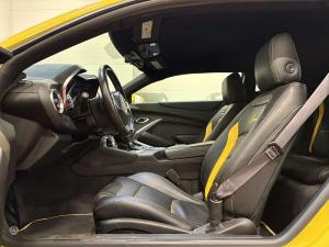 Dzeltens Chevrolet Camaro 2017 Viļņa, ar dzinēja tilpumu 2.00 L un nobraukumu 81 tūkst. km par 17990 €, foto 14 vietnē AUTOMOTO.COM.LV