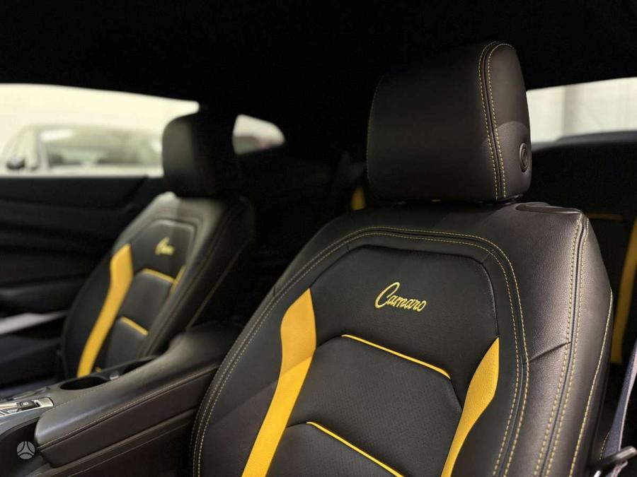 Dzeltens Chevrolet Camaro 2017 Viļņa, ar dzinēja tilpumu 2.00 L un nobraukumu 81 tūkst. km par 17990 €, foto 15 vietnē AUTOMOTO.COM.LV