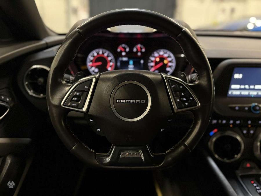 Dzeltens Chevrolet Camaro 2017 Viļņa, ar dzinēja tilpumu 2.00 L un nobraukumu 81 tūkst. km par 17990 €, foto 21 vietnē AUTOMOTO.COM.LV