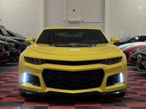 Dzeltens Chevrolet Camaro 2017 Viļņa, ar dzinēja tilpumu 2.00 L un nobraukumu 81 tūkst. km par 17500 €, foto 3 vietnē AUTOMOTO.COM.LV
