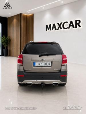 Smilšu krāsa Chevrolet Captiva 2014 Tallina, ar dzinēja tilpumu 2.20 L un nobraukumu 241 tūkst. km par 4999 €, foto 6 vietnē AUTOMOTO.COM.LV