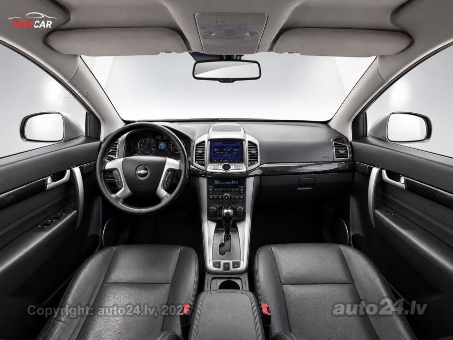 Smilšu krāsa Chevrolet Captiva 2014 Tallina, ar dzinēja tilpumu 2.20 L un nobraukumu 241 tūkst. km par 4999 €, foto 9 vietnē AUTOMOTO.COM.LV