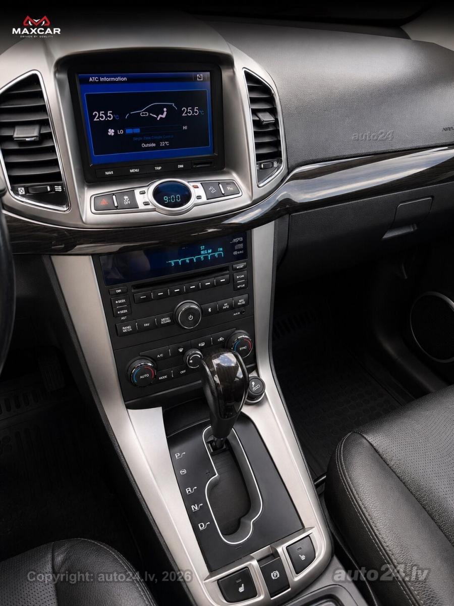 Smilšu krāsa Chevrolet Captiva 2014 Tallina, ar dzinēja tilpumu 2.20 L un nobraukumu 241 tūkst. km par 4999 €, foto 10 vietnē AUTOMOTO.COM.LV