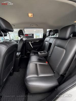 Smilšu krāsa Chevrolet Captiva 2014 Tallina, ar dzinēja tilpumu 2.20 L un nobraukumu 241 tūkst. km par 4999 €, foto 12 vietnē AUTOMOTO.COM.LV