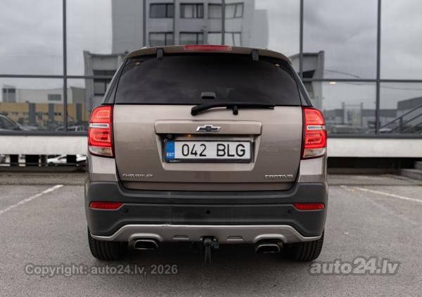 Beige Chevrolet Captiva 2014 in Tallinn, with an engine capacity of 2.20 L and mileage of 245 thousand km for 4999 €, photo 6 on AUTOMOTO.COM.LV