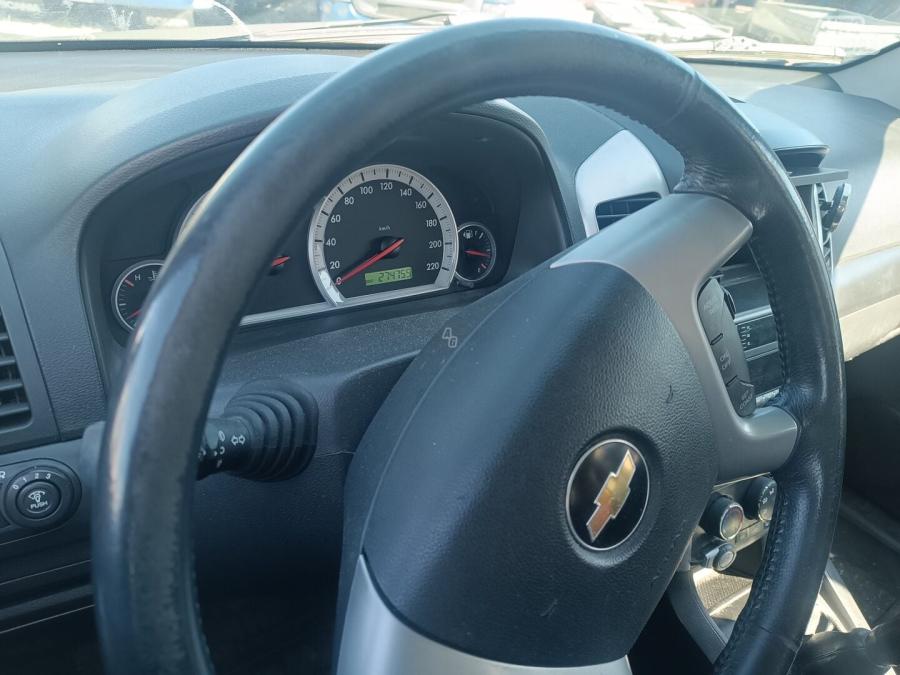 Black Chevrolet Captiva 2006 in Kaunas, with an engine capacity of 2.40 L and mileage of 274 thousand km for 1500 €, photo 7 on AUTOMOTO.COM.LV