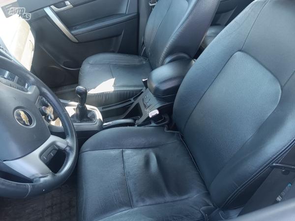 Melns Chevrolet Captiva 2006 Kauņa, ar dzinēja tilpumu 2.40 L un nobraukumu 274 tūkst. km par 1500 €, foto 7 vietnē AUTOMOTO.COM.LV