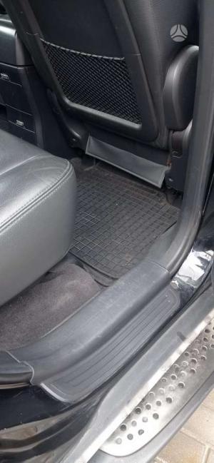 Melns Chevrolet Captiva 2006 Kauņa, ar dzinēja tilpumu 2.41 L un nobraukumu 255 tūkst. km par 2850 €, foto 10 vietnē AUTOMOTO.COM.LV