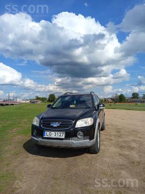 Melns Chevrolet Captiva 2007 Daugavpils, ar dzinēja tilpumu 2.00 L un nobraukumu 247 tūkst. km par 2940 €, foto 1 vietnē AUTOMOTO.COM.LV