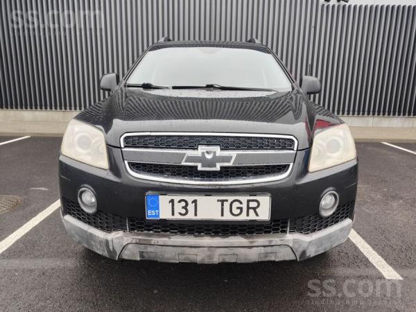 Melns Chevrolet Captiva 2007 Rīga, ar dzinēja tilpumu 2.00 L un nobraukumu 242 tūkst. km par 2940 €, foto 3 vietnē AUTOMOTO.COM.LV