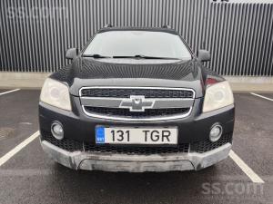 Melns Chevrolet Captiva 2007 Rīga, ar dzinēja tilpumu 2.00 L un nobraukumu 242 tūkst. km par 2940 €, foto 3 vietnē AUTOMOTO.COM.LV