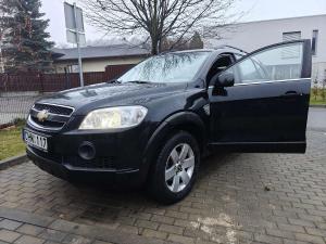 Melns Chevrolet Captiva 2007 Viļņa, ar dzinēja tilpumu 2.00 L un nobraukumu 165 tūkst. km par 2500 €, foto  vietnē AUTOMOTO.COM.LV