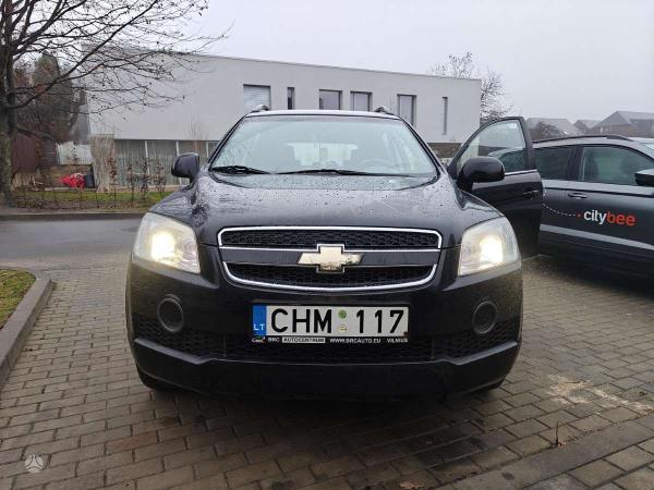 Black Chevrolet Captiva 2007 in Vilnius, with an engine capacity of 2.00 L and mileage of 165 thousand km for 2500 €, photo 2 on AUTOMOTO.COM.LV