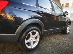 Black Chevrolet Captiva 2007 in Klaipeda, with an engine capacity of 2.00 L and mileage of 163 thousand km for 3800 €, photo 8 on AUTOMOTO.COM.LV