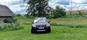 Black Chevrolet Captiva 2007 in Riga, with an engine capacity of 2.00 L and mileage of 400 thousand km for 2400 €, photo 2 on AUTOMOTO.COM.LV
