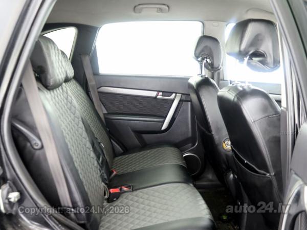 Black Chevrolet Captiva 2007 in Tallinn, with an engine capacity of 2.00 L and mileage of 322 thousand km for 1299 €, photo 7 on AUTOMOTO.COM.LV