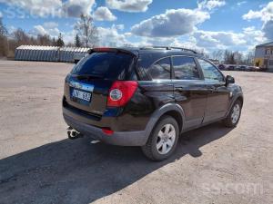 Melns Chevrolet Captiva 2007 Talsi, ar dzinēja tilpumu 2.00 L un nobraukumu 247 tūkst. km par 3750 €, foto 5 vietnē AUTOMOTO.COM.LV