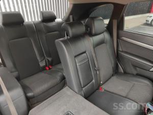 Black Chevrolet Captiva 2007 in Riga, with an engine capacity of 2.00 L and mileage of 243 thousand km for 1770 €, photo 13 on AUTOMOTO.COM.LV