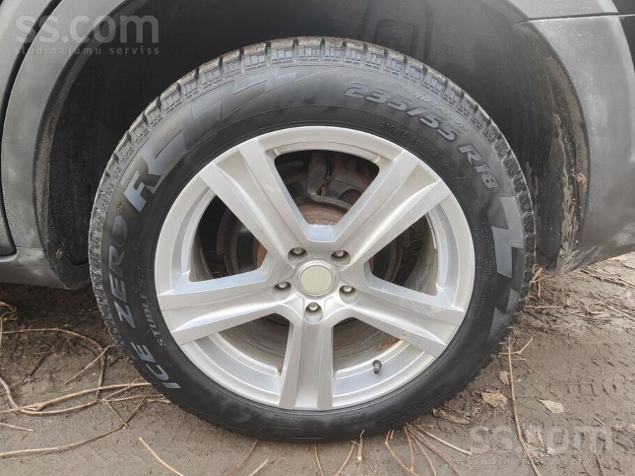 Black Chevrolet Captiva 2007 in Riga, with an engine capacity of 2.00 L and mileage of 243 thousand km for 1770 €, photo 15 on AUTOMOTO.COM.LV