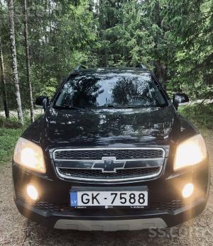 Black Chevrolet Captiva 2007 in Riga, with an engine capacity of 2.00 L and mileage of 385 thousand km for 2250 €, photo 4 on AUTOMOTO.COM.LV