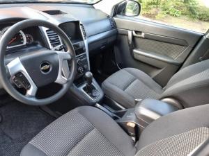 Black Chevrolet Captiva 2007 in Jekabpils, with an engine capacity of 2.00 L and mileage of 291 thousand km for 4650 €, photo 12 on AUTOMOTO.COM.LV